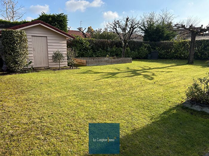 Maison à vendre - Carbon-Blanc - 4 pièces - 3 chambres