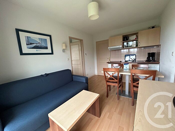 Appartement à vendre - Saint-Gilles-Croix-de-Vie - 3 pièces - 2 chambres