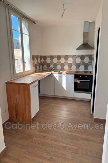 Lodi, Marseille ème arrondissement - Appartement 4 pièces à louer
