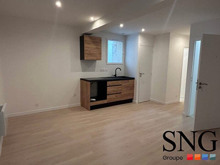 Appartement à louer - Allées Paul Riquet, Béziers - 3 pièces - 2 chambres