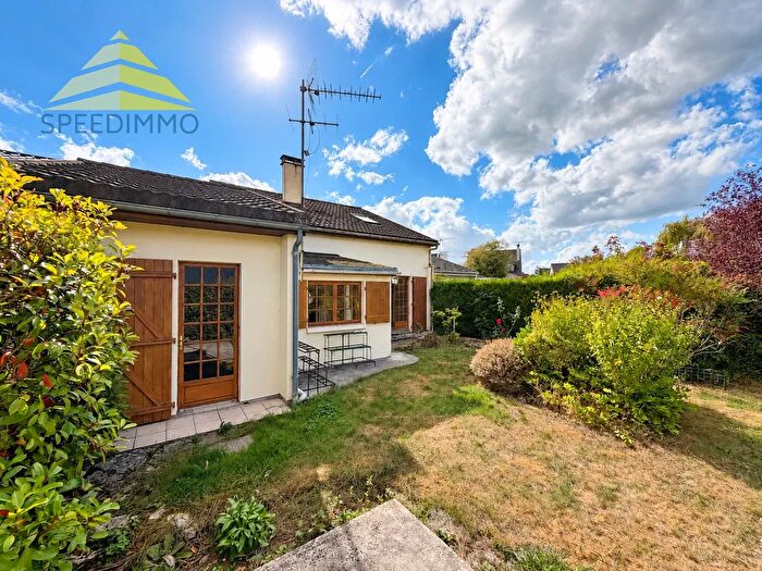 Brie-Comte-Robert, Leclerc, Verdun : Maison 5 pièces à vendre