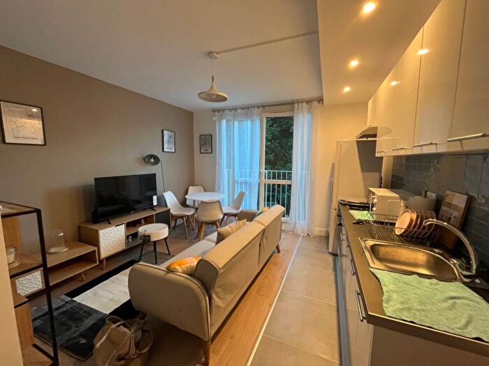 Appartement 4 pièces à louer à Epi d'Or, Villejuif