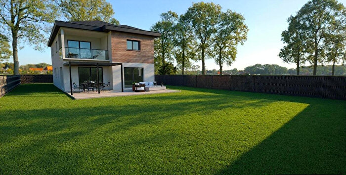 Maison à vendre - Prévessin-Moëns - 7 pièces - 5 chambres