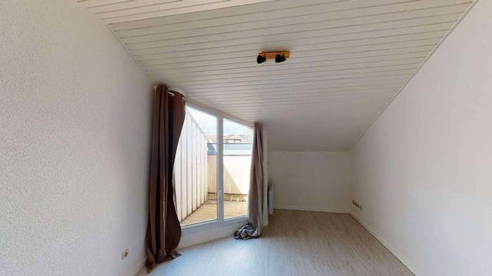 Nansouty, Saint Genès, Bordeaux : Appartement 1 pièce à louer