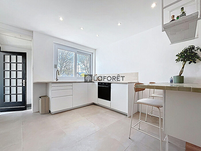 Maison à louer - Sotteville-lès-Rouen, Centre-ville, Marcel Lods, Victor Hugo - 3 pièces - 2 chambres