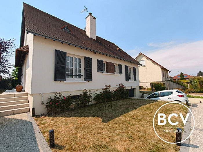 Maison 6 pièces à vendre à Lucé, Petit Lucé, Poiffonds