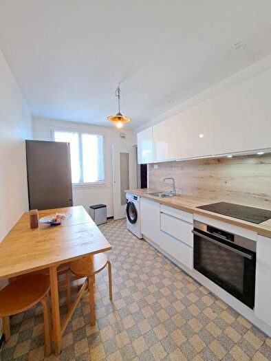 Appartement à louer - Abry, Grenoble - 4 pièces - 3 chambres