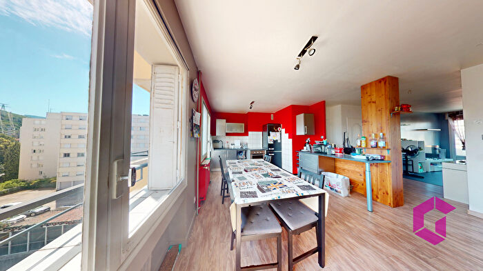 Appartement 3 pièces à vendre à Saint-Étienne, Bernay, Valfuret