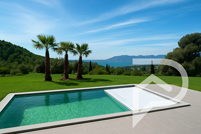 Maison à vendre - Saint-Cyr-sur-Mer, Les Lecques, Caylar, Cap Saint-Louis, Plage - 5 pièces - 4 chambres