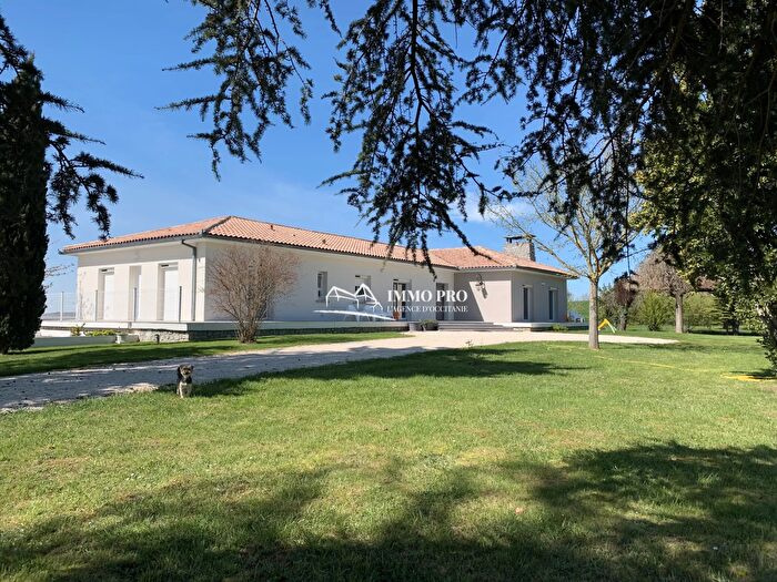 Maison à vendre - Gimont - 9 pièces - 5 chambres