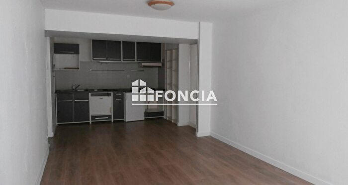 Appartement 2 pièces à Angoulême, Champ de Mars, à vendre