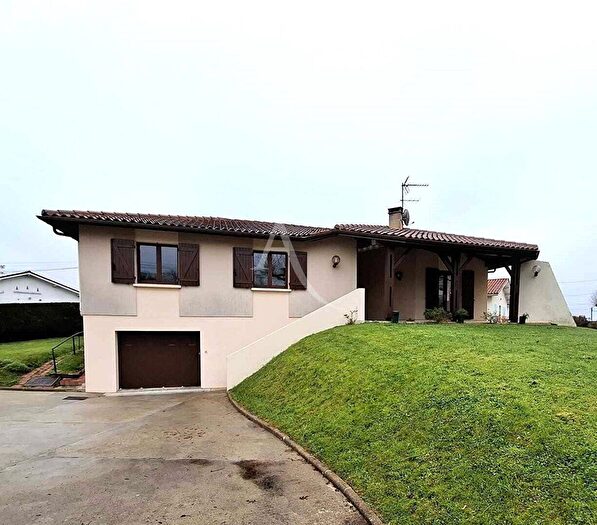 Maison 5 pièces à Villeneuve-de-Marsan, à louer