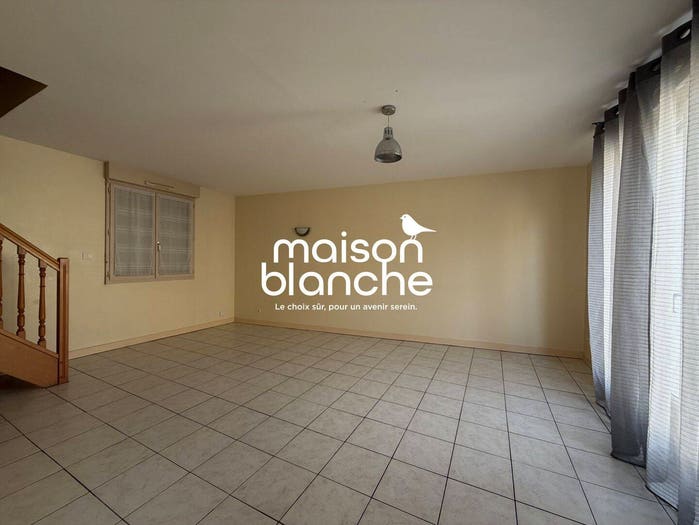 La Mairie, Parthenay - Appartement 4 pièces à louer