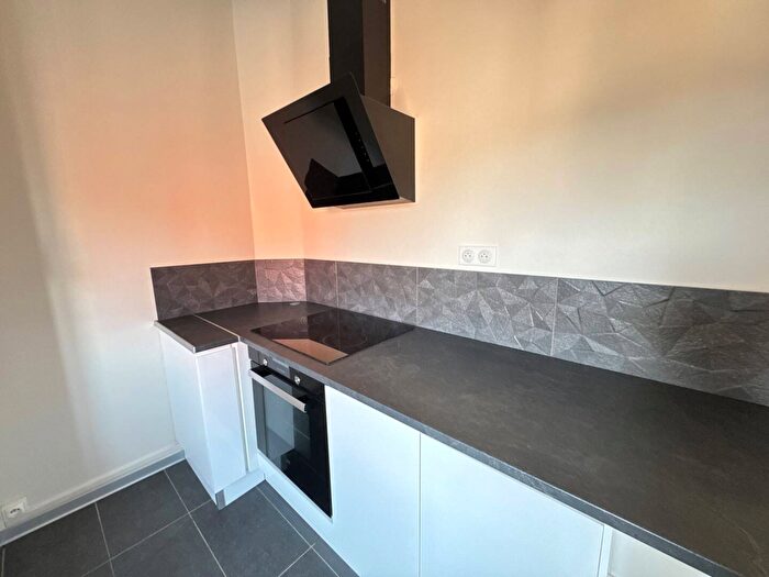 Appartement à louer - Belfort - 4 pièces - 2 chambres