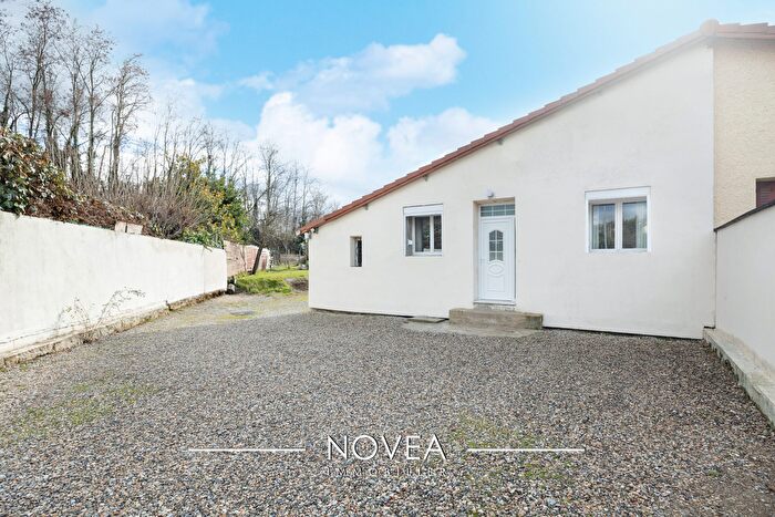 Maison à vendre - Feyzin - 6 pièces - 5 chambres