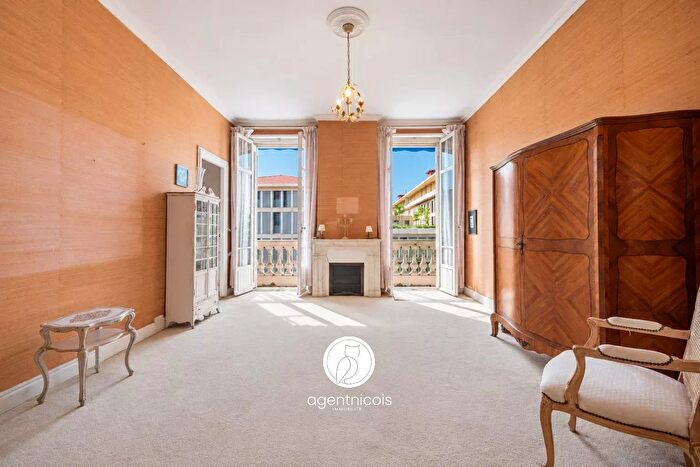 Nice, Carabacel : Appartement 3 pièces à vendre