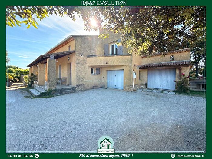 Maison à vendre - Travaillan - 6 pièces - 5 chambres