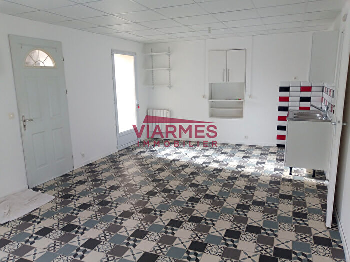 Appartement à louer - Fosses - 2 pièces - 10 chambres