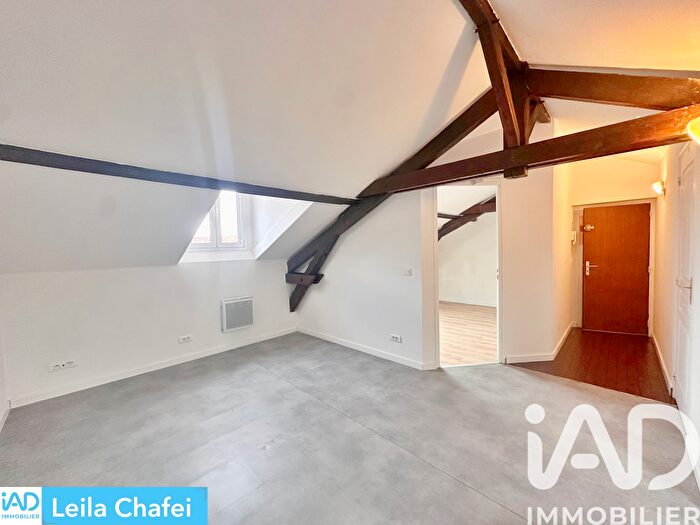 Appartement à vendre - Corbeil-Essonnes, Rive droite - 2 pièces - 1 chambre