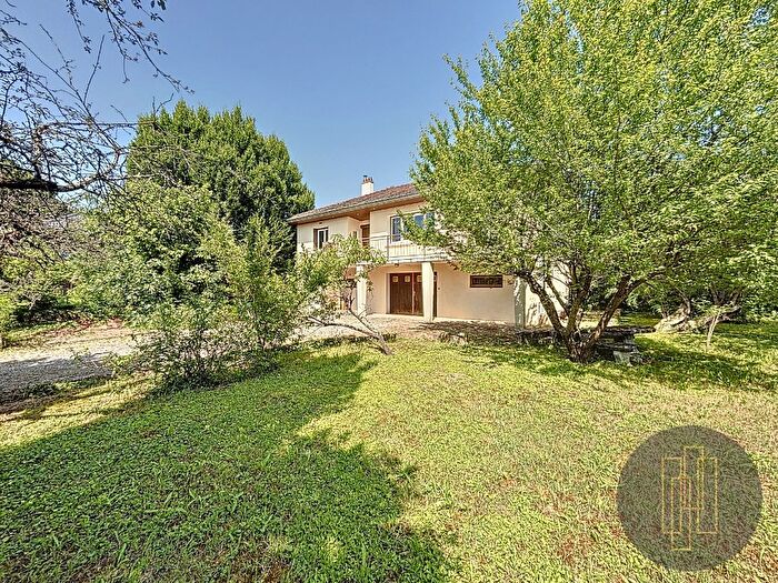 Maison 4 pièces à vendre à Arnas