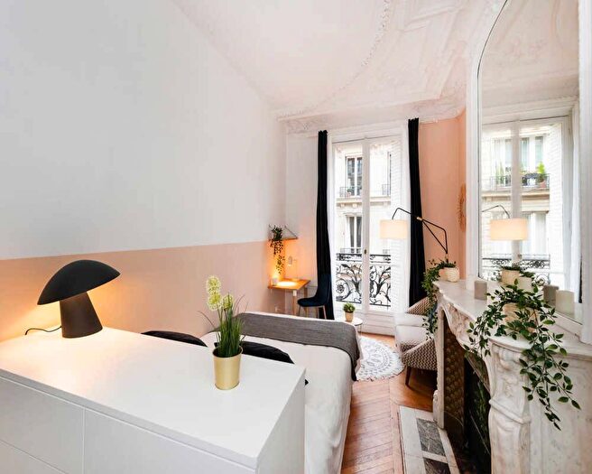 Appartement 6 pièces à Chaillot, Paris 16ème arrondissement, à louer