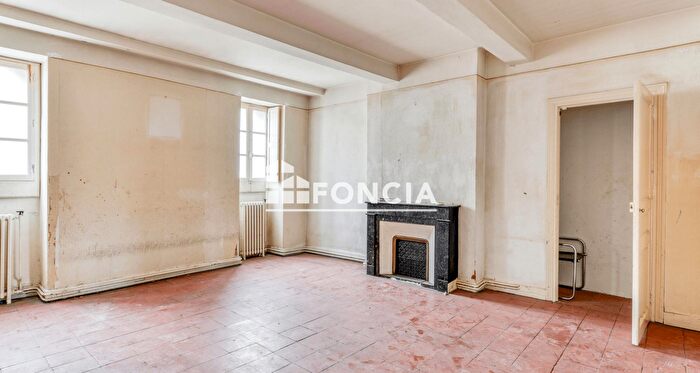 Maisons à vendre et appartements à louer - 1