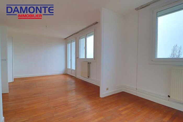 Appartement à louer - Vassaules-Tauxelles, Troyes - 4 pièces - 2 chambres