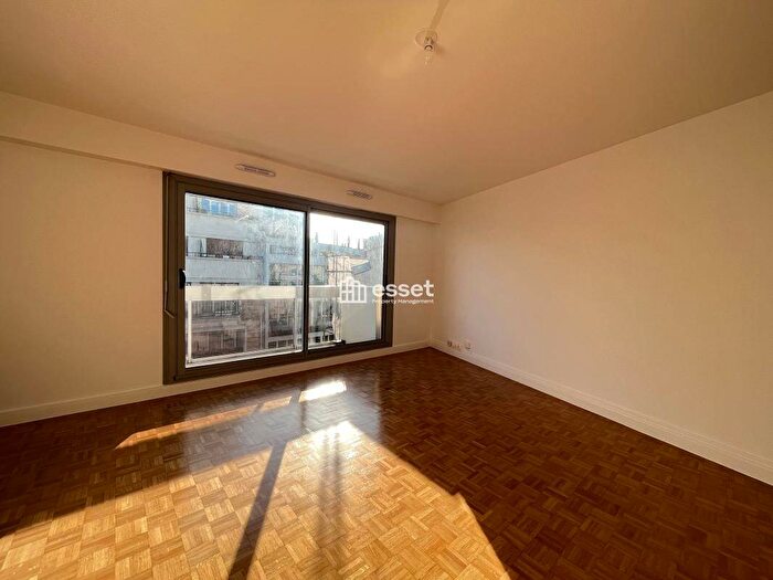 Appartement à louer - Bièvres Sud Tolbiac, Paris ème arrondissement - 2 pièces - 1 chambre