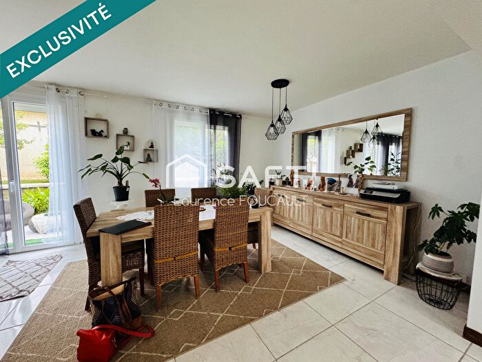 Maison à vendre - Castéra-Verduzan - 4 pièces - 3 chambres