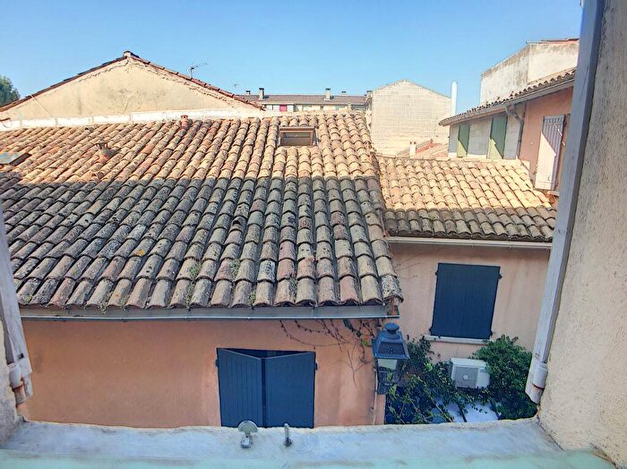 Appartement à louer - Carmes-Infirmieres-Thiers, Avignon - 1 pièce