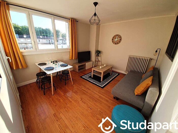 Appartement à louer - Château-de-lHers, Toulouse - 1 pièce - 3 chambres