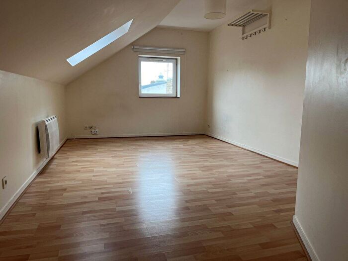 Appartement à louer - Centre Ville, Amiens - 1 pièce