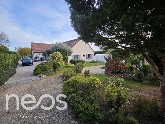 Maison à vendre - Farges-en-Septaine - 6 pièces - 4 chambres