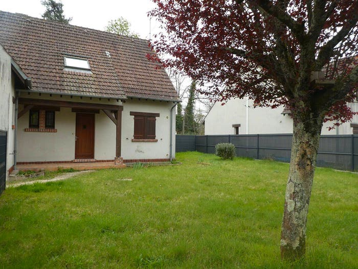 Châteauneuf-sur-Loire : Appartement 4 pièces à louer