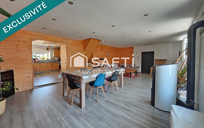 Congrier : Maison 7 pièces à vendre