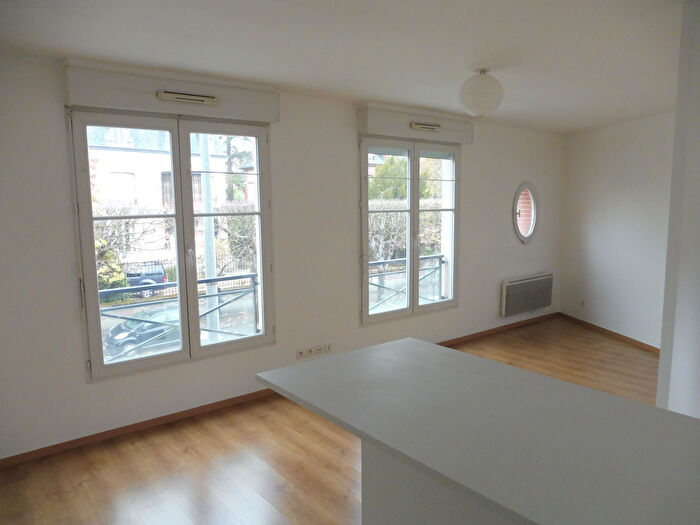 Avon, Bercelle, Gare : Appartement 1 pièce à louer