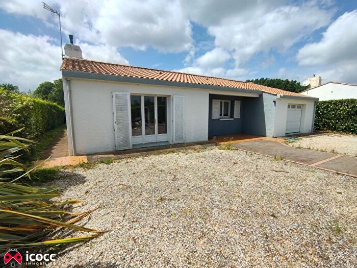 Maison 4 pièces à Chasnais, à vendre