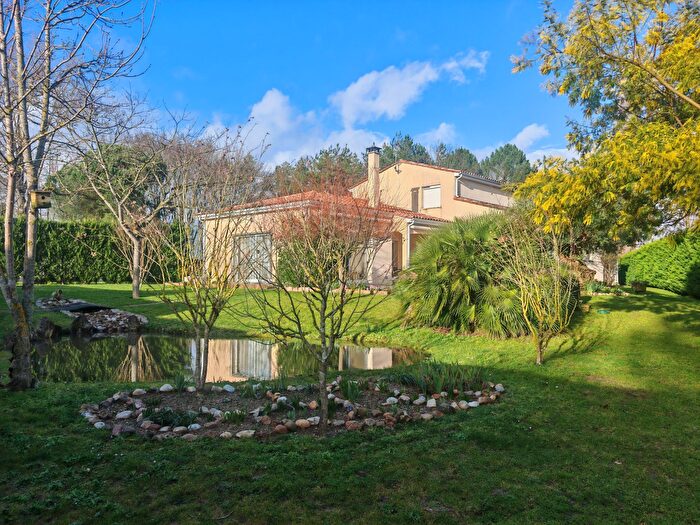 Maison à vendre - Souméras - 5 pièces - 4 chambres