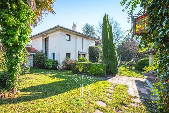 Maison 6 pièces à Hendaye, Gare, Joncaux, à vendre