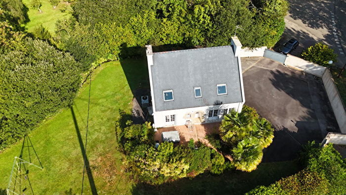 Maison à vendre - Plouédern - 6 pièces - 5 chambres