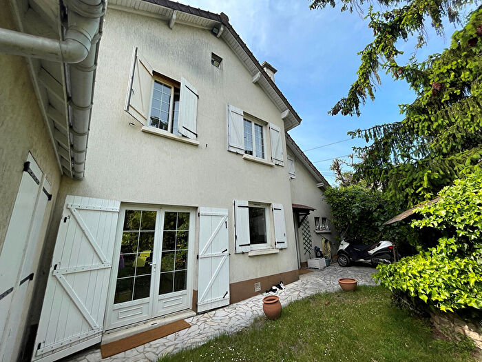 Maison à vendre - Champigny-sur-Marne, Centre-ville, Coteaux - 7 pièces - 4 chambres
