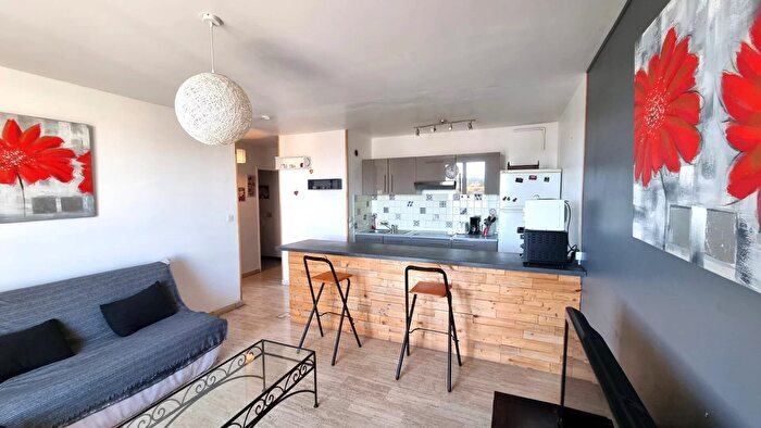 Appartement à louer - Aix-en-Provence, Encagnane Corsy - 2 pièces - 1 chambre
