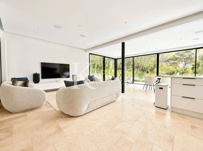 Maison 6 pièces à Les Colles-Camp Lauvas-Font de l'Orme, Mougins, à louer