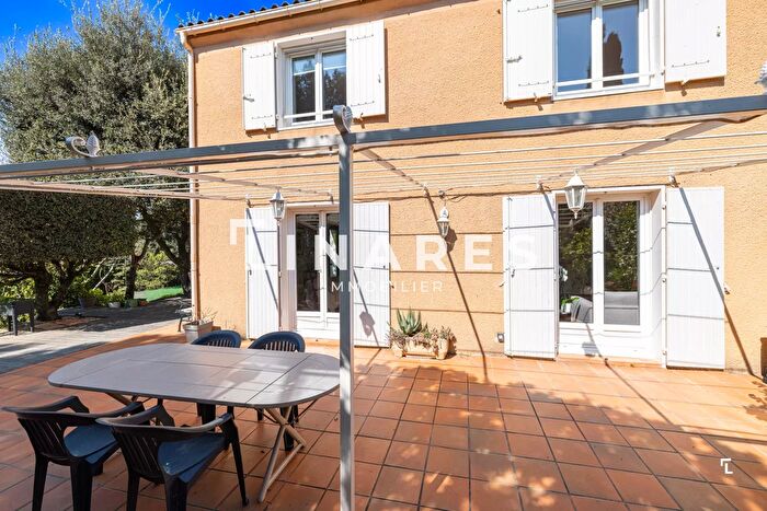 Maison à vendre - Marseille e , Saint-Menet - 6 pièces - 4 chambres