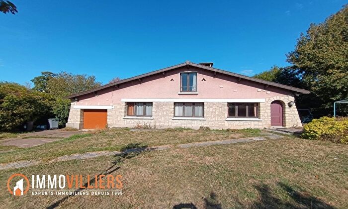 Le Plessis-Trévise, Val Roger : Maison 5 pièces à vendre
