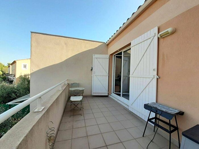 Appartement 1 pièce à louer à Exterieurs-Baisses-Sibourg, Lançon-Provence