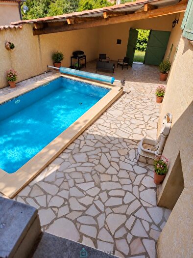 Maison 4 pièces à Ongles, à vendre