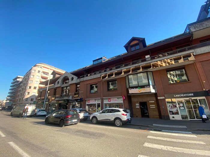 Appartement à louer - Thonon-les-Bains, Ouest - 2 pièces - 1 chambre