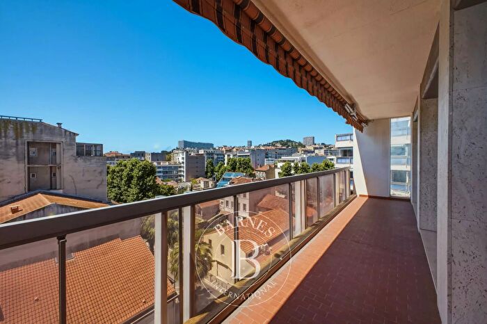 Marseille 8ème, Saint-Giniez : Appartement 4 pièces à vendre