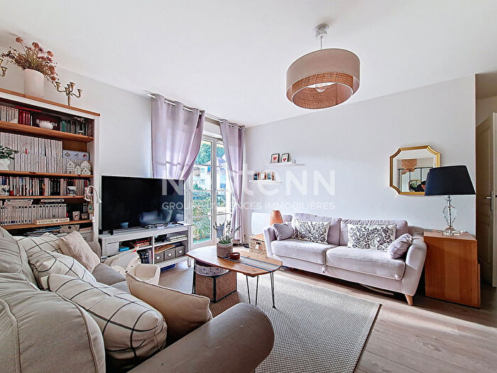 Appartement à vendre - Fontenay-le-Fleury, Chapelle Saint-Jean - 4 pièces - 3 chambres